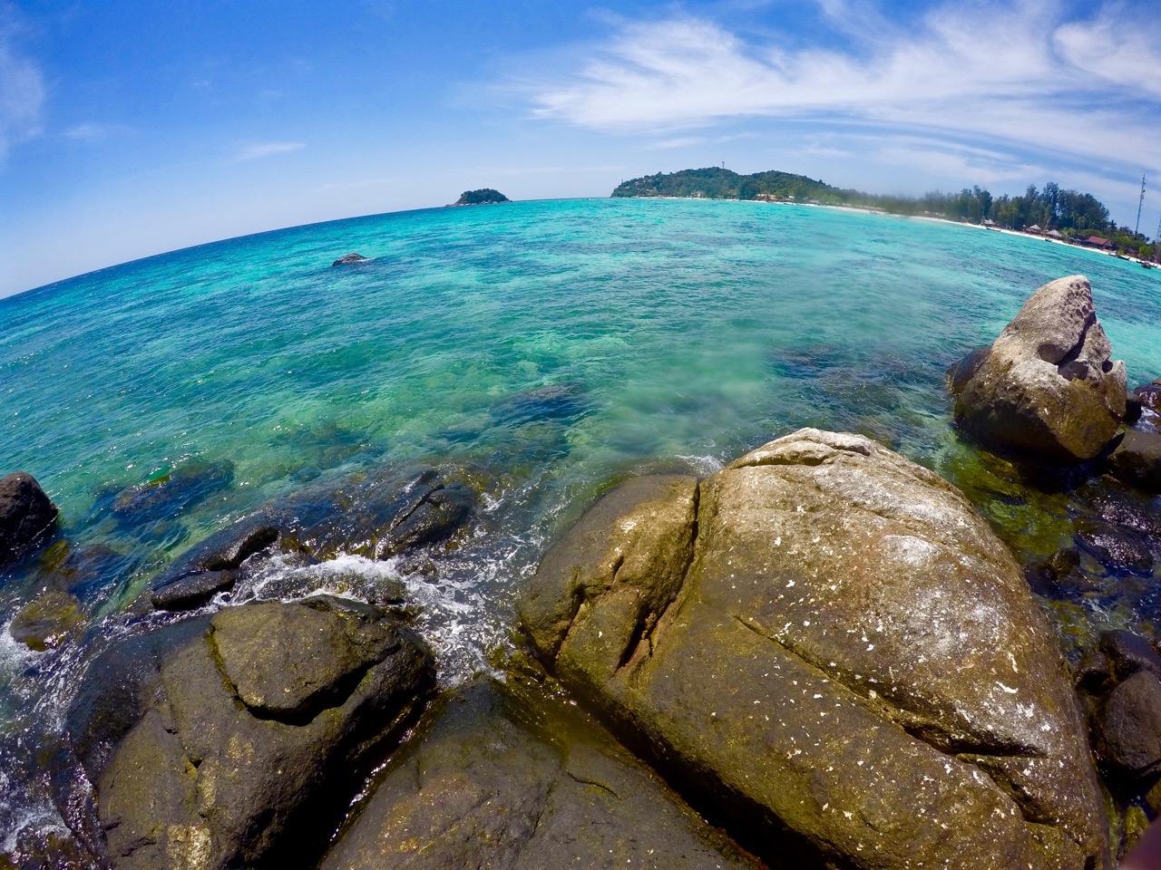 Snorkeling in Koh Lipe, Thailand 🌍 Chris Ruppel